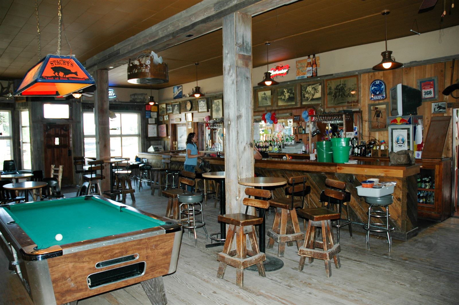 Locations Hub - Stacey's Bar