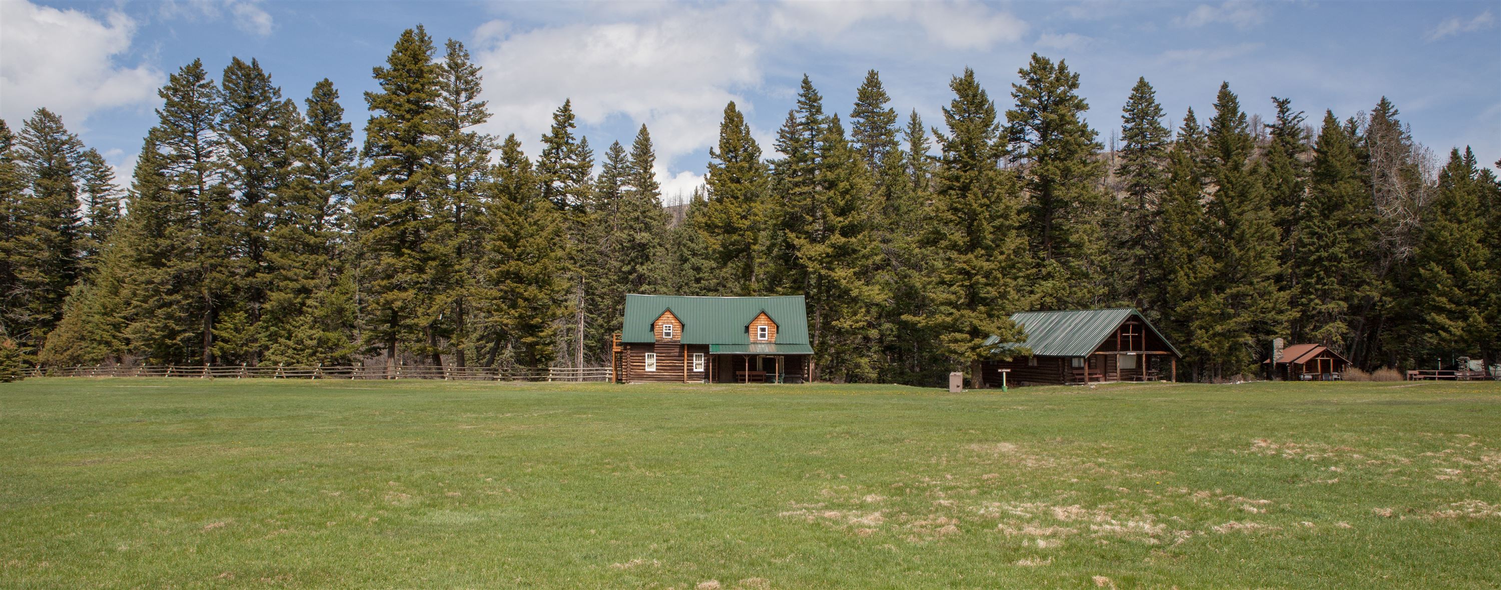 Locations Hub - Luccock Park Camp