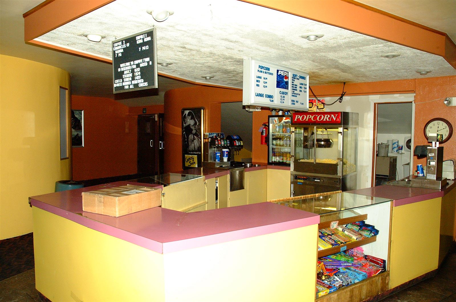 Exciting Livingston Movie Theater Images