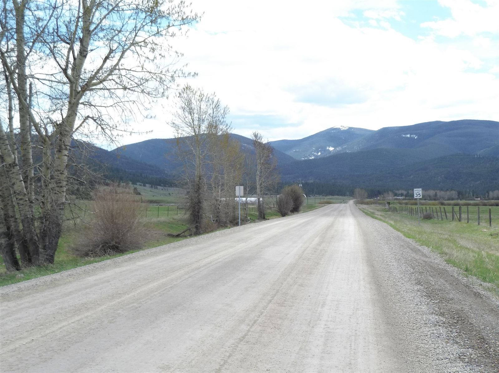 Locations Hub - Stemple Pass Road (Town to Kaczynski's Camp)